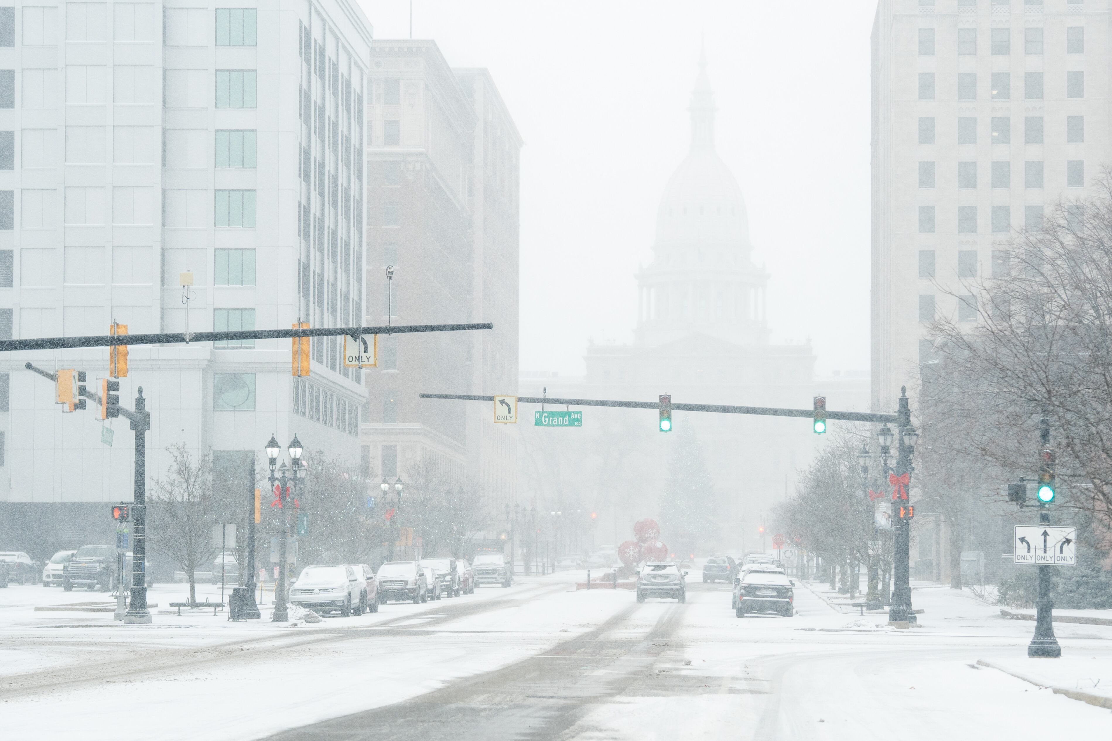 Consumers sets restoration target with thousands in Michigan without power