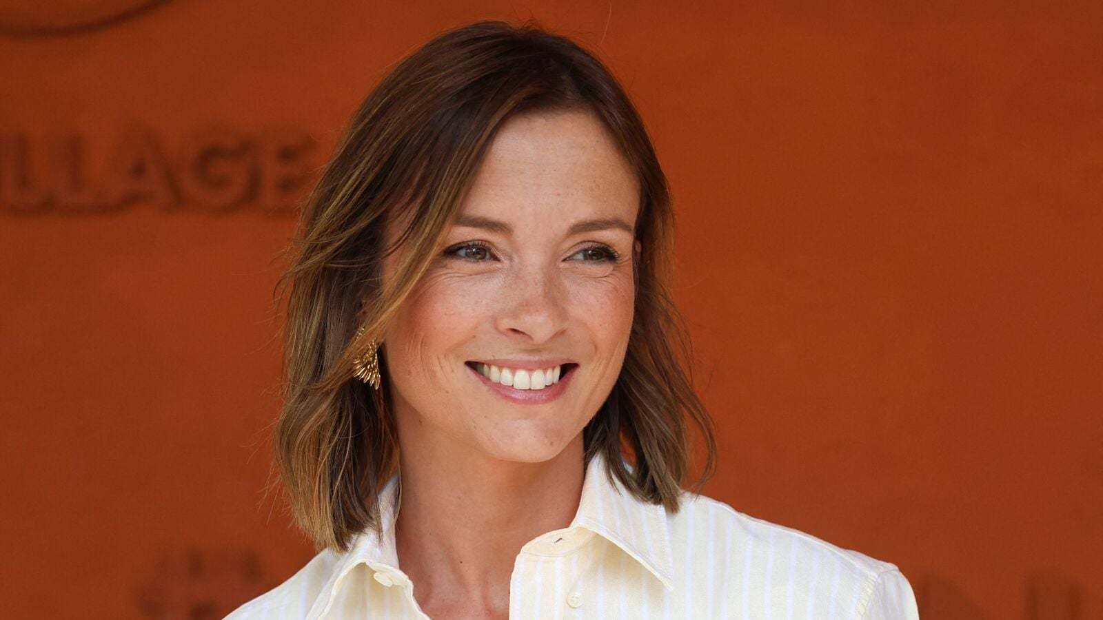 "Un must après 40 ans" : même Isabelle Ithurburu porte cette veste d ...