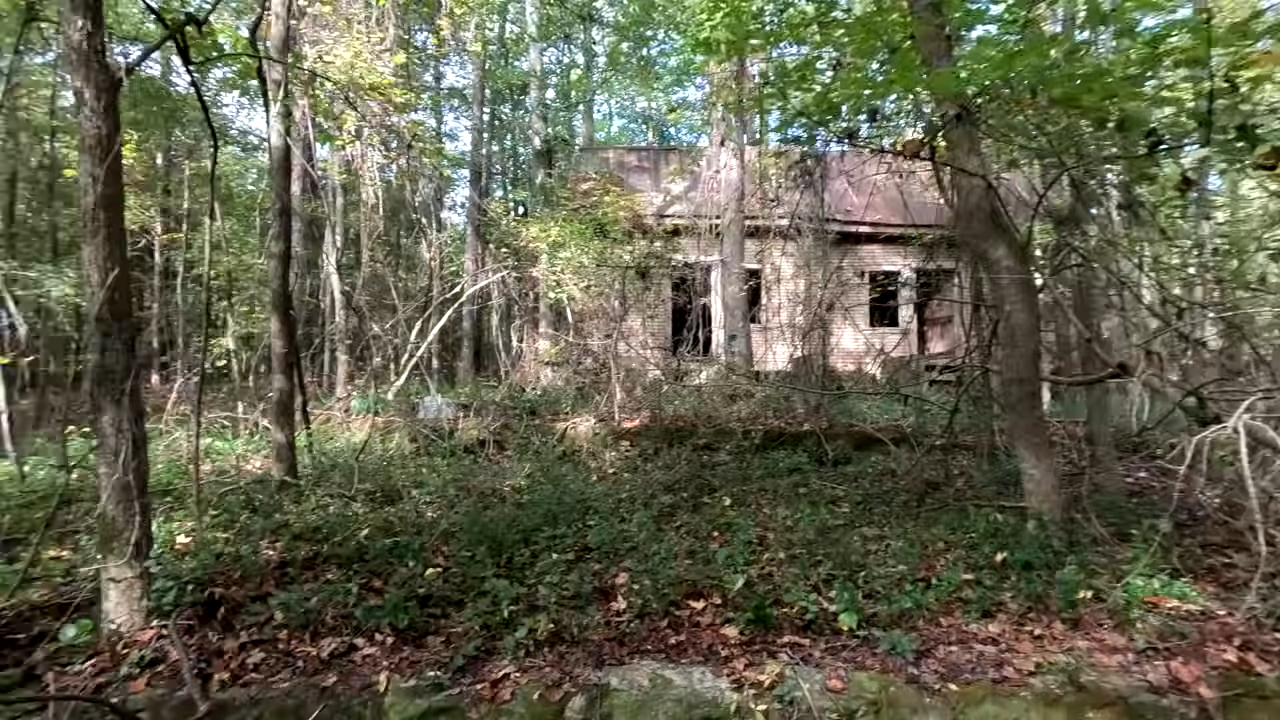 What we found inside this abandoned house made us leave