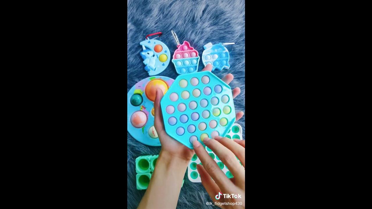 Playing blue pop it ASMR