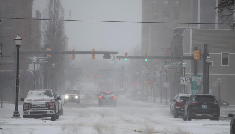 Consumers sets restoration target with thousands in Michigan without power
