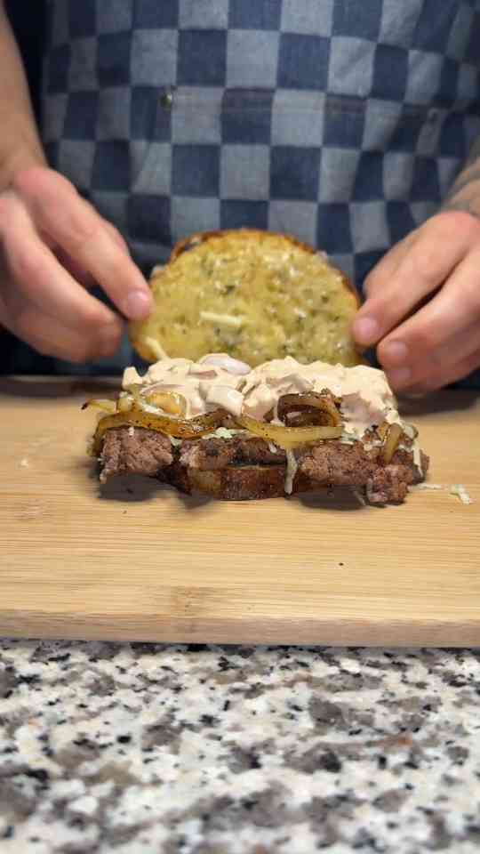 Would you try this garlic bread patty melt #shorts