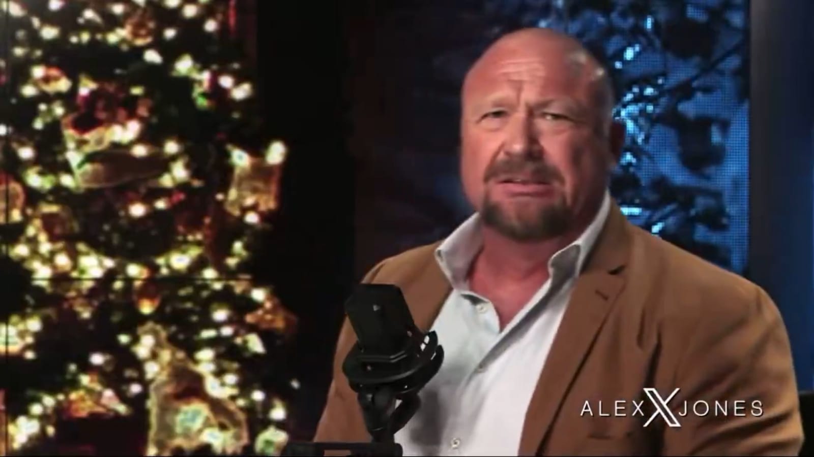 Alex Jones declares war on Candace Owens; claims deep state, Democratic ...