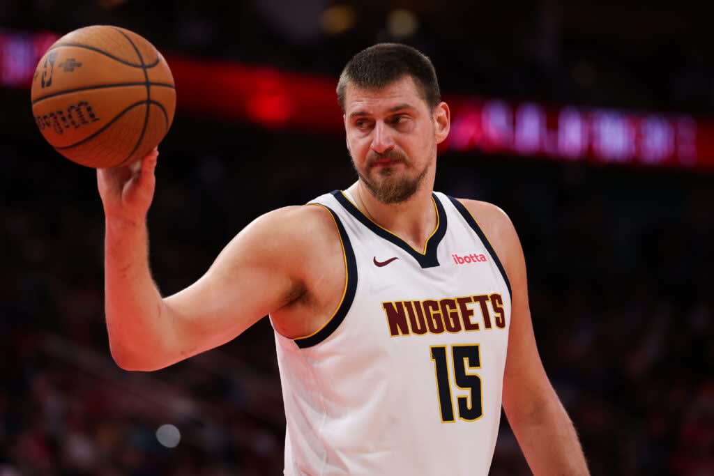 David Adelman offers update on Nikola Jokic injury, gives Denver ...
