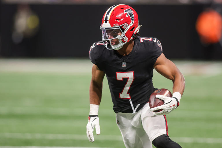 Raheem Morris repeats bold Bijan Robinson take after Falcons' MNF win ...