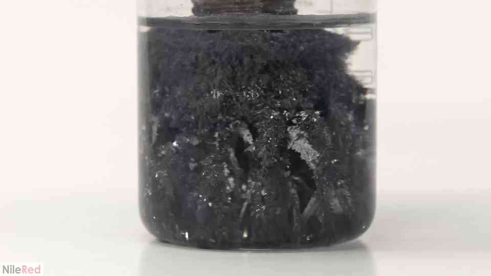 Growing lead crystals