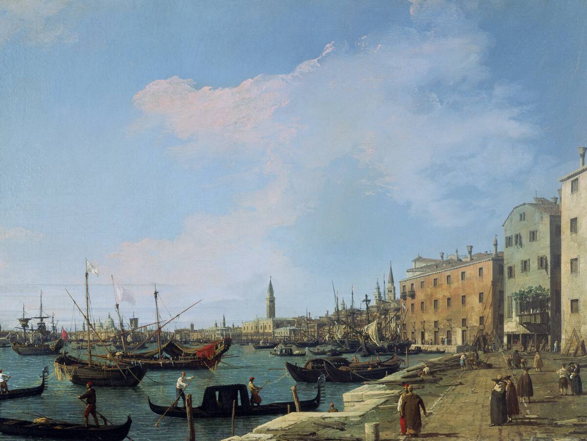 The history of Venice and its foundations on water