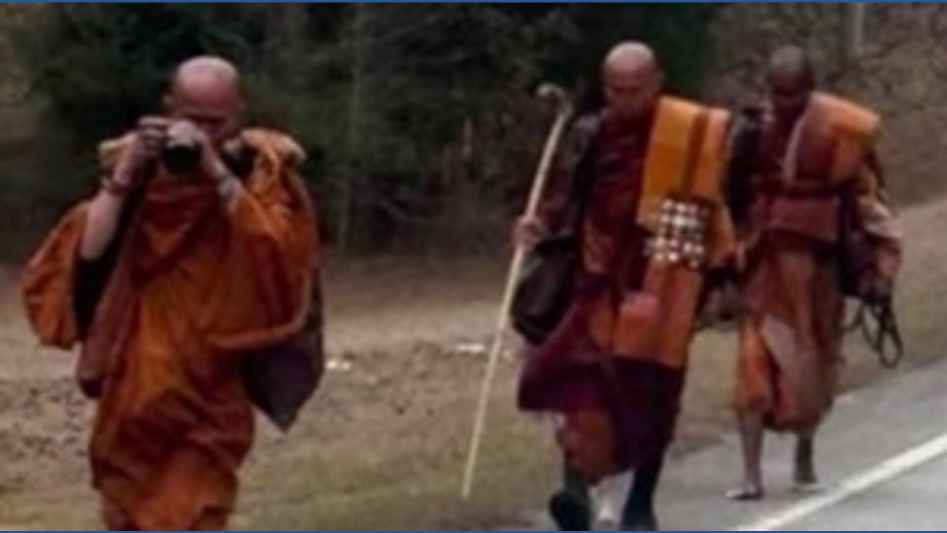 Peace on foot: In Georgia, monks draw their biggest crowd yet