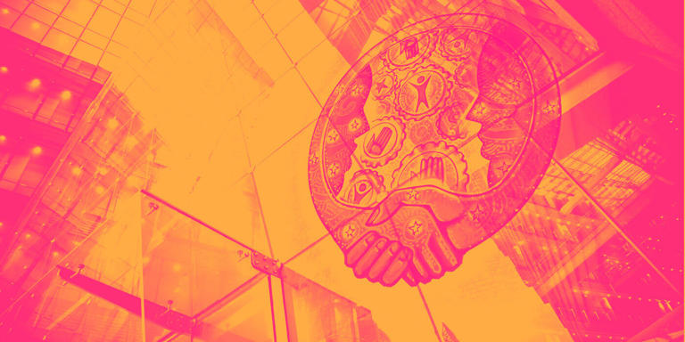 RLI (RLI): Buy, sell, or hold post Q3 earnings?