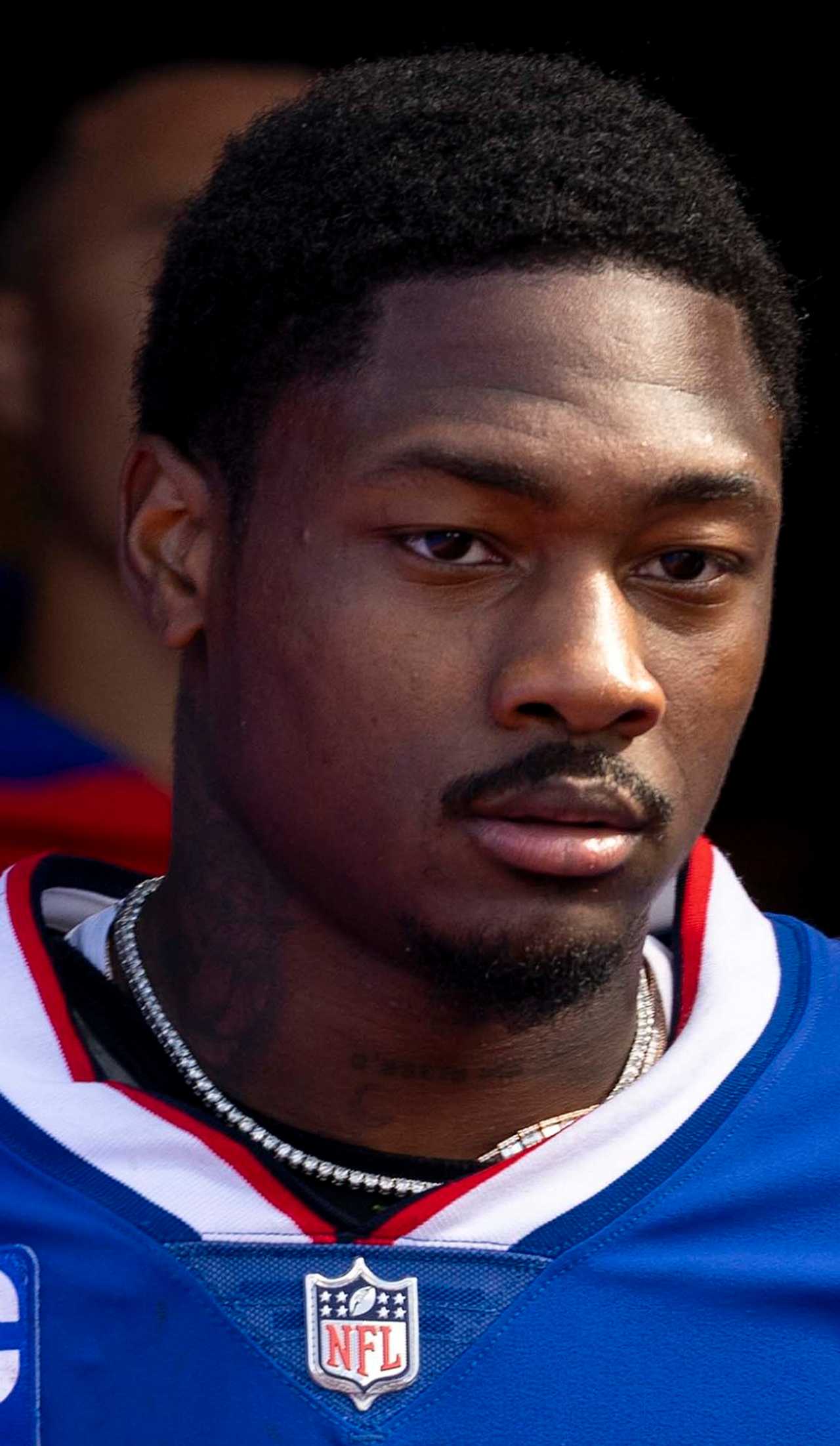 (Update) Patriots star Stefon Diggs charged with felony strangulation ...