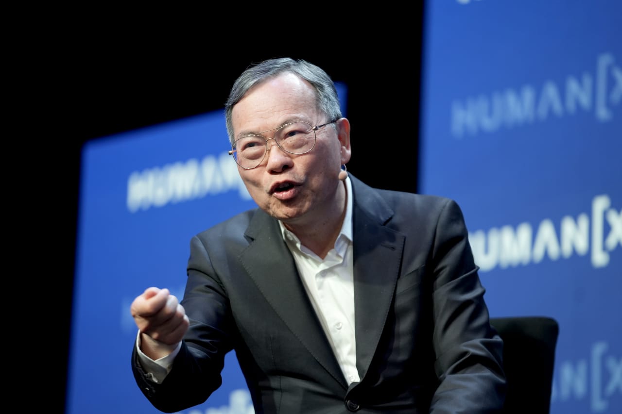 Super Micro stock had a wild 2025. What to expect in 2026.