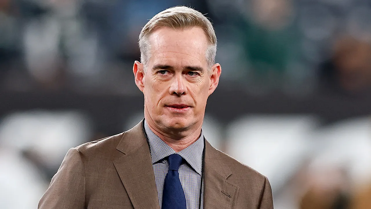 ESPN's Joe Buck sounds off on NFL officiating over controversial no ...