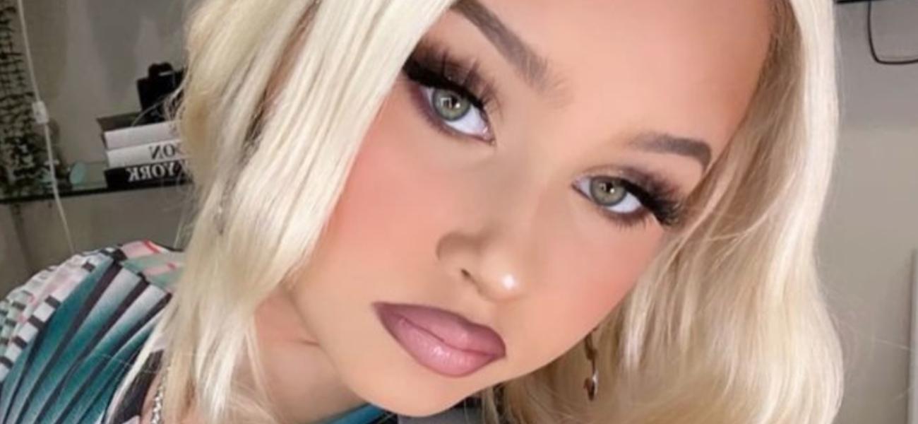 Alabama Barker sets the record straight after Christmas lingerie gift ...