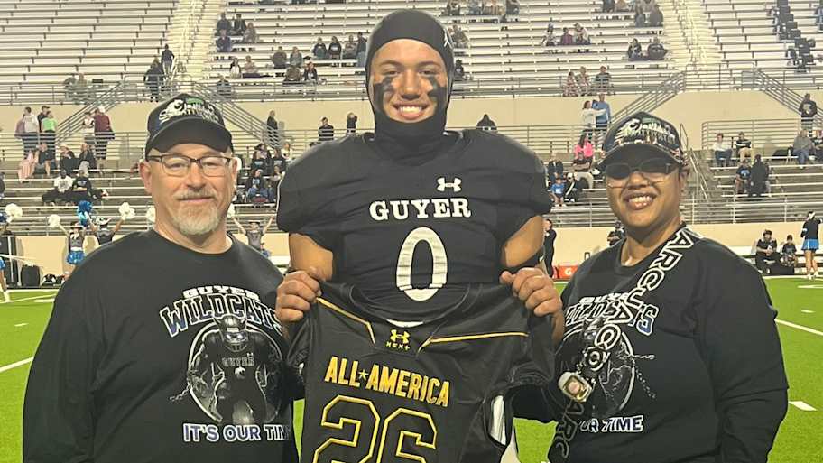 2027 4-star defensive lineman nearing decision as Nebraska stays in the ...