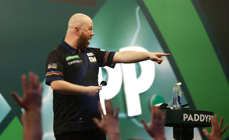 Who is Justin Hood? Ally Pally's new cult hero who thrashed Josh Rock ...