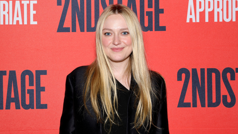 The Twilight star you probably didn't know is related to Kate Middleton