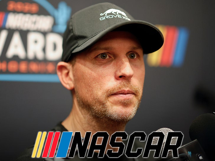 NASCAR supports Denny Hamlin after father dies in house fire