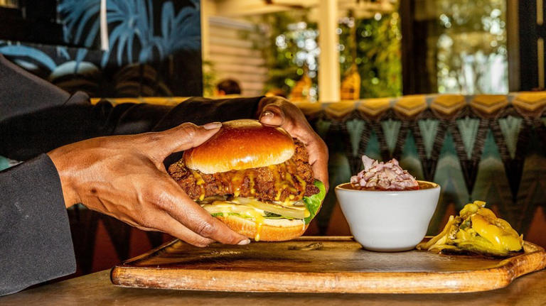 This is Florida's hands down best fried chicken sandwich