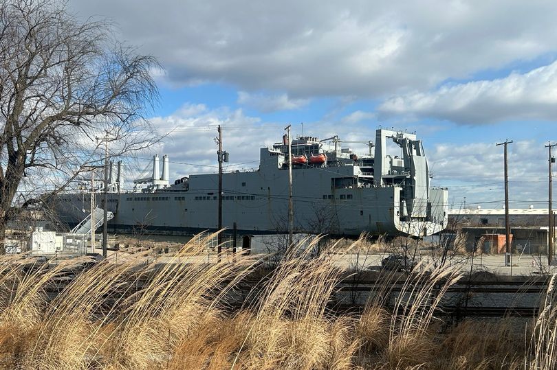 Massive Navy ship breaks loose in Baltimore Harbor as high winds force ...