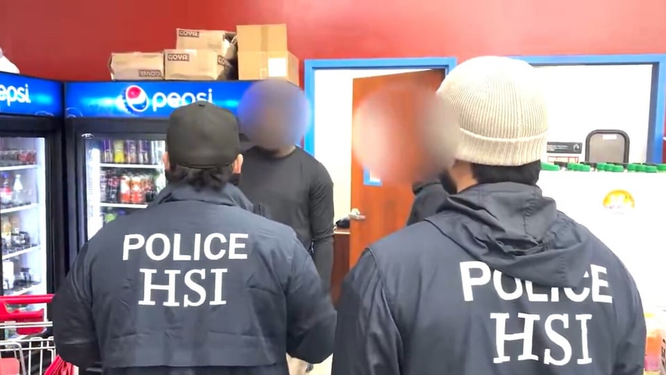 Minnesota daycare centres 'fraud' row: Claims of kickbacks trigger ...