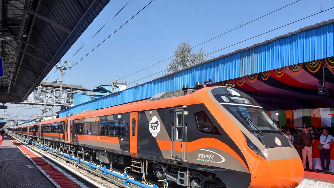 Railways' ambitious USBRL project features world's highest bridge