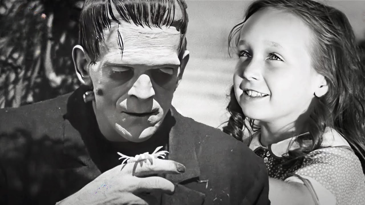 Throwing Maria in the water - Frankenstein (Boris Karloff)