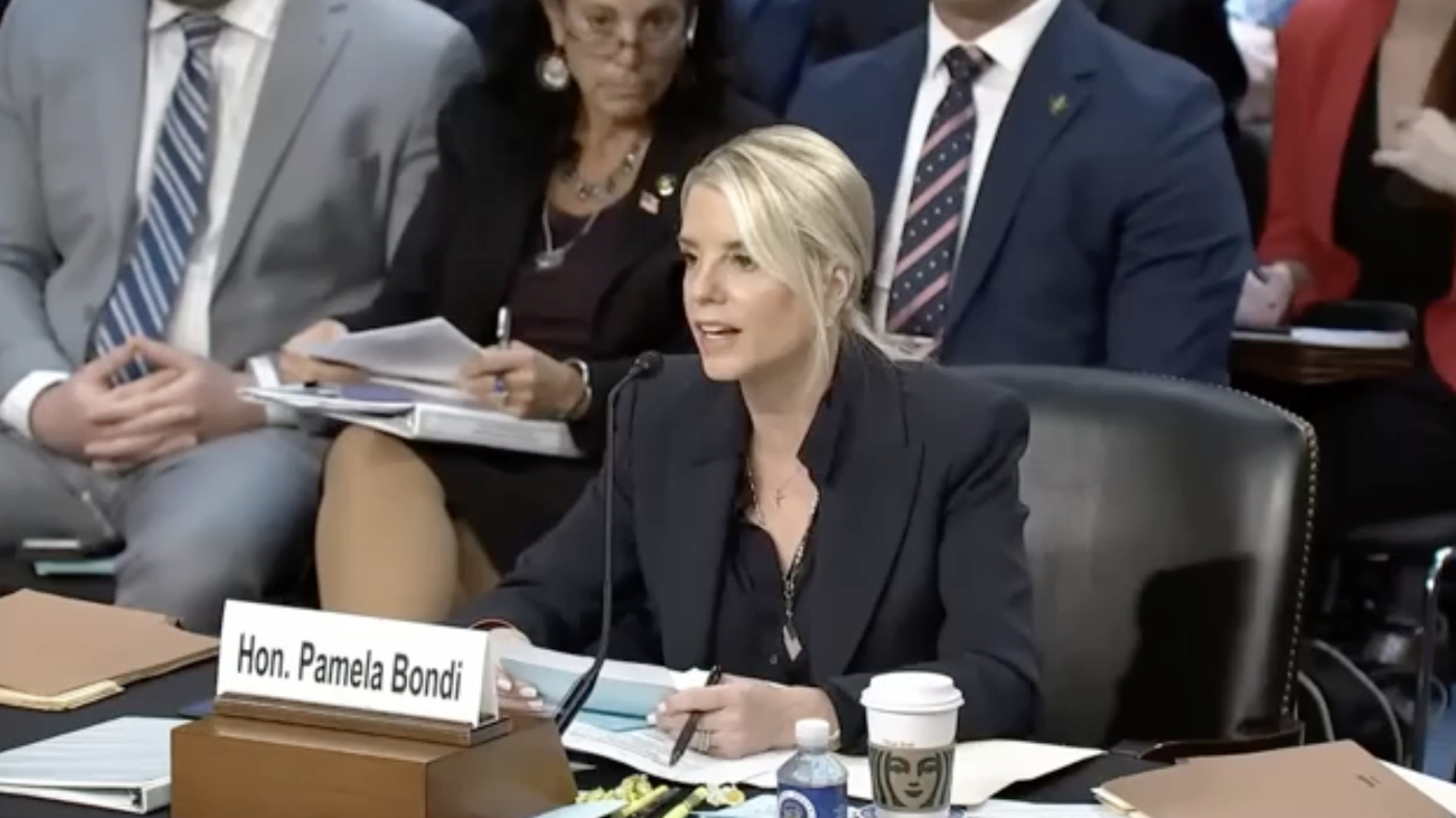 'I'm not going to discuss anything': Pam Bondi puts her childish ...