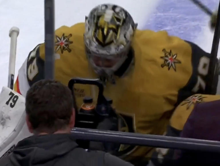 Ça va mal pour Carter Hart