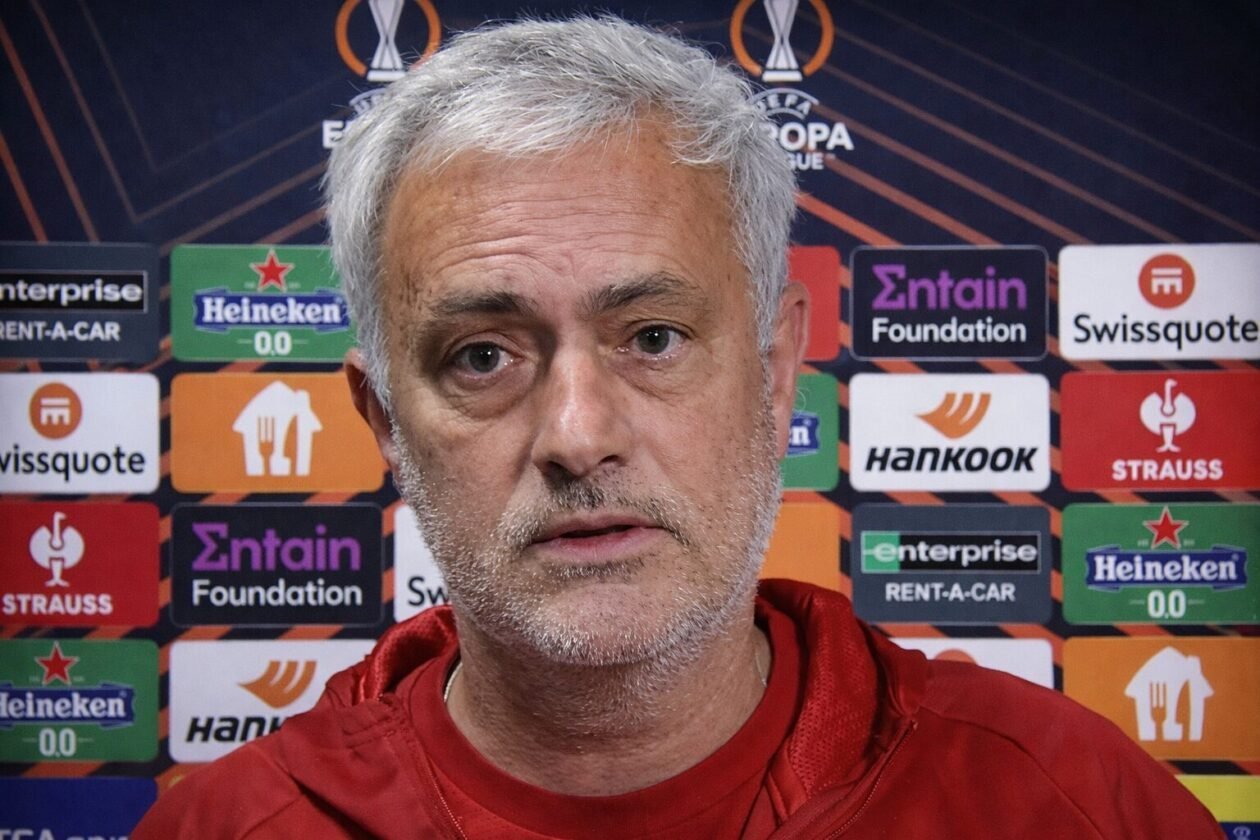 Mourinho denies move to Barça!