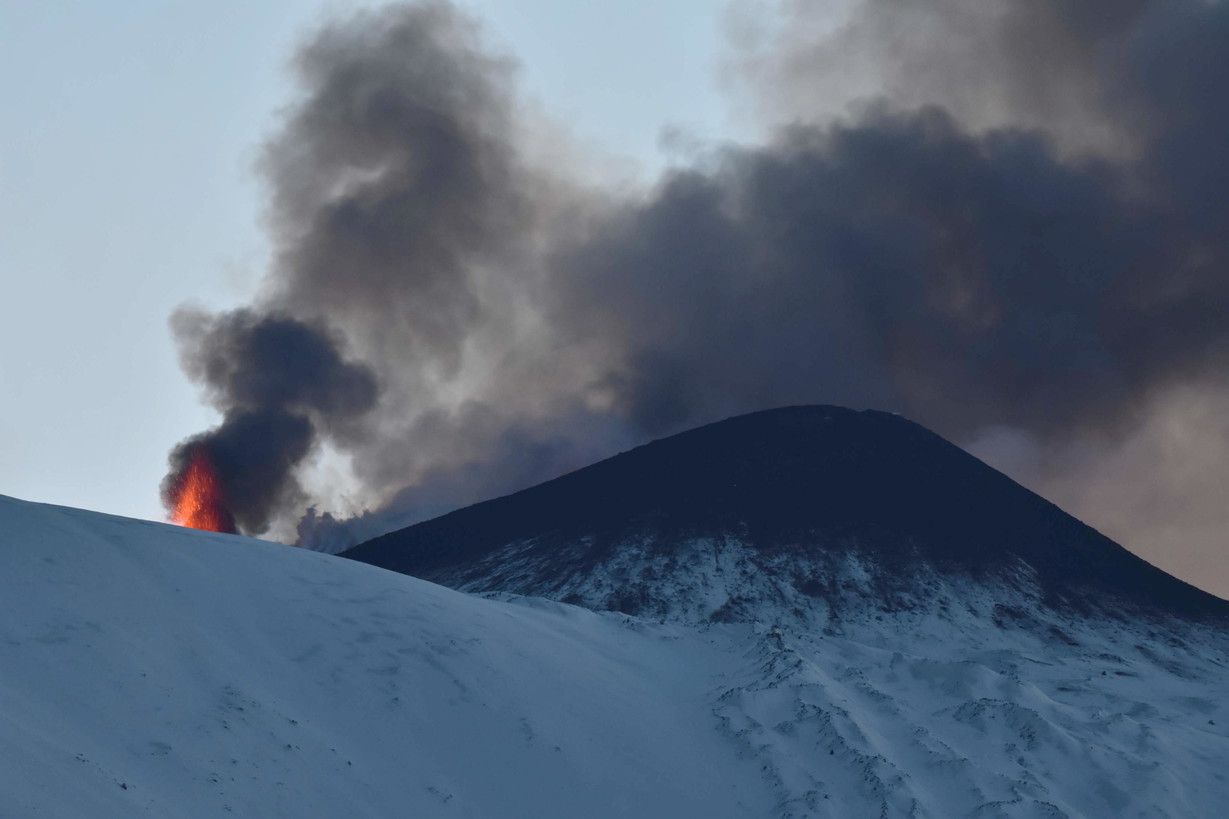 Etna: soccorso turista al rifugio Citelli