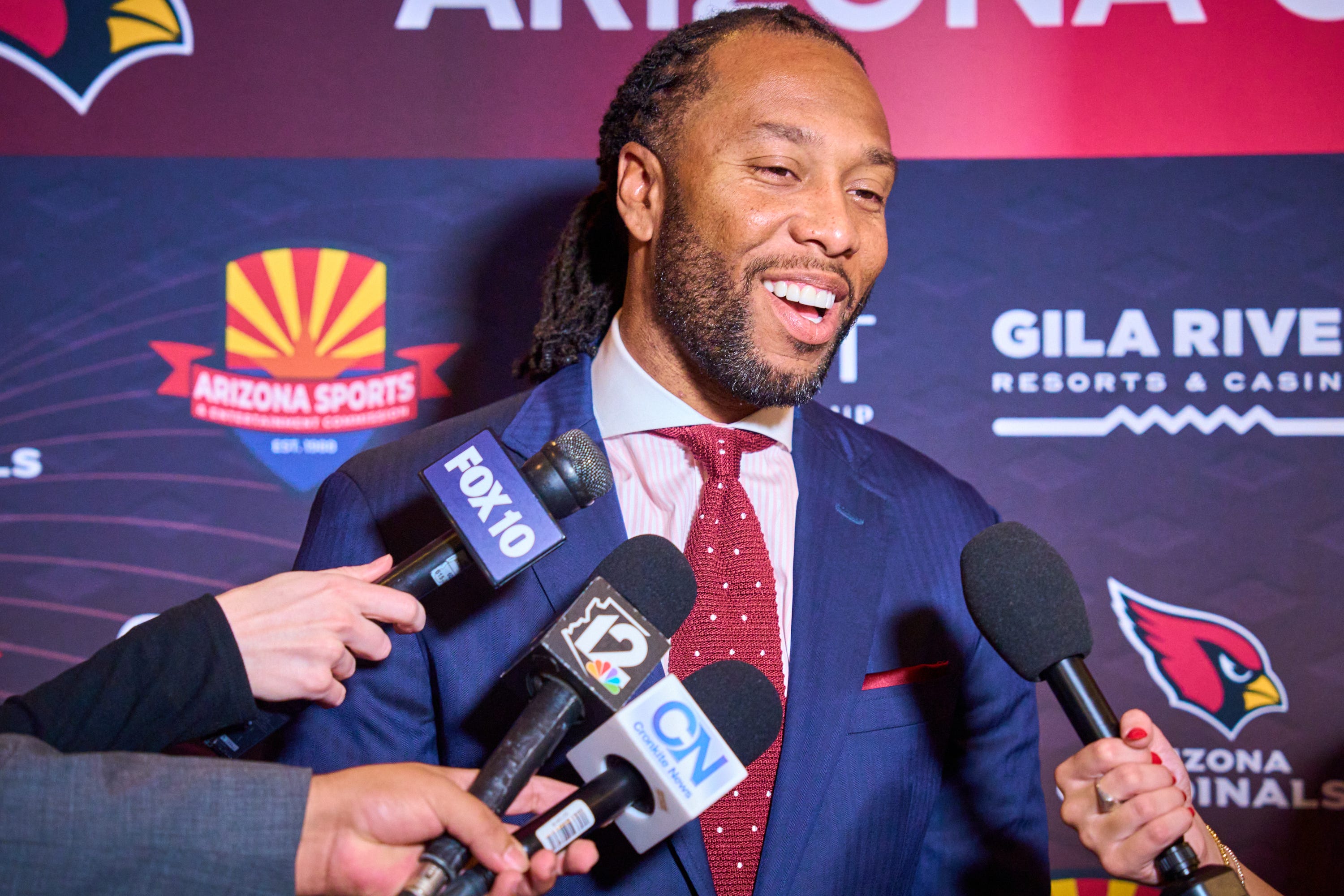 Former Cardinals great Larry Fitzgerald advances as a finalist for HOF
