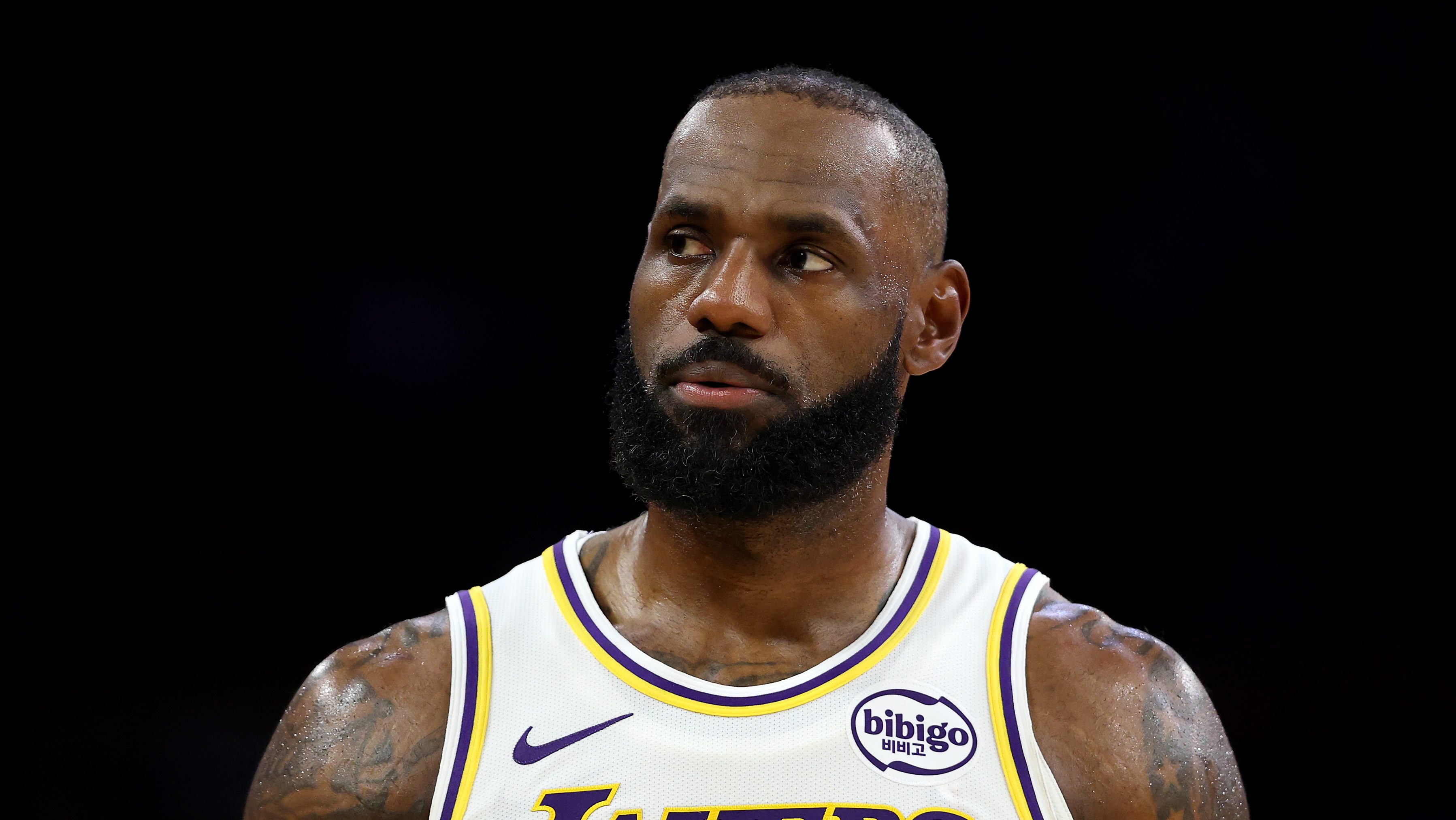 Lakers reportedly considered trading LeBron James