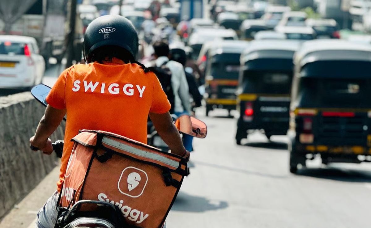 Gig workers extend nationwide strike till December 31