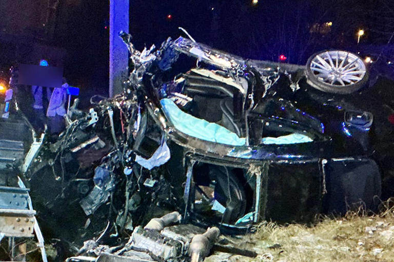 Heftiger Unfall auf Autobahn: Ersthelfer retten bewusstlosen Mann aus Wrack