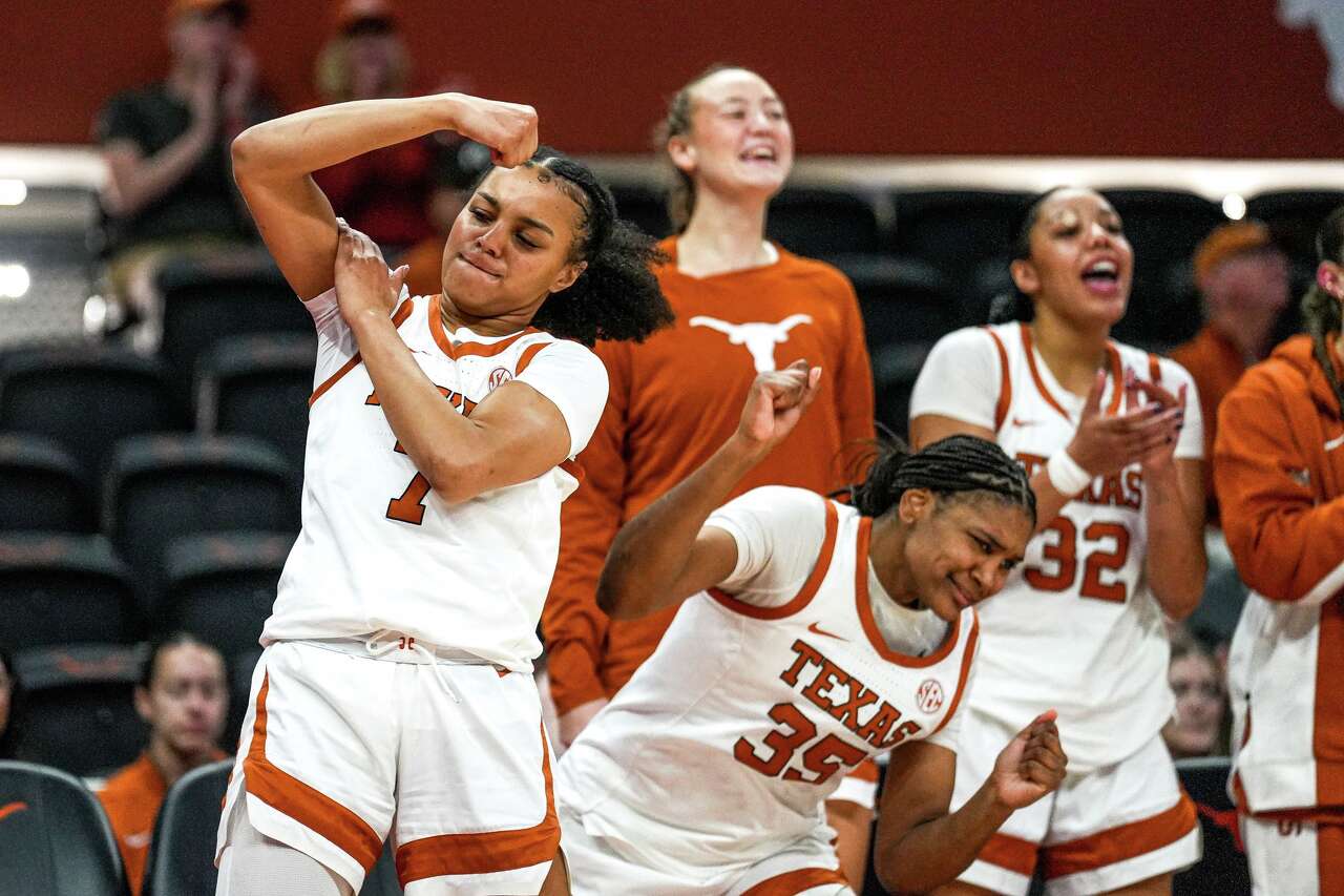 Live updates, highlights: Undefeated Texas hosts No. 15 Ole Miss in SEC ...
