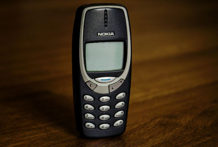 10 classic phones collectors love for their nostalgic value