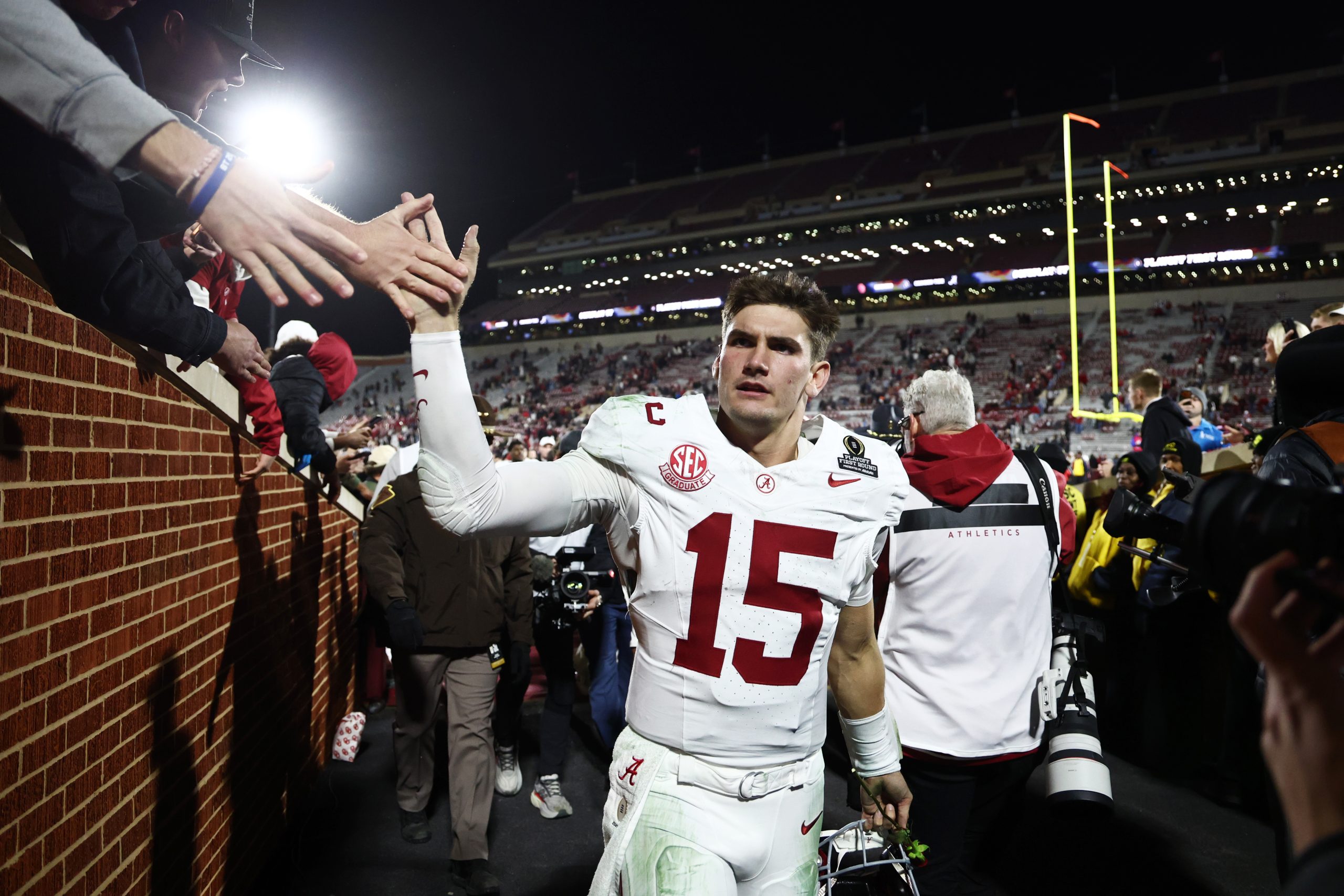 8 CFP teams, 8 stats you need to know, players to watch