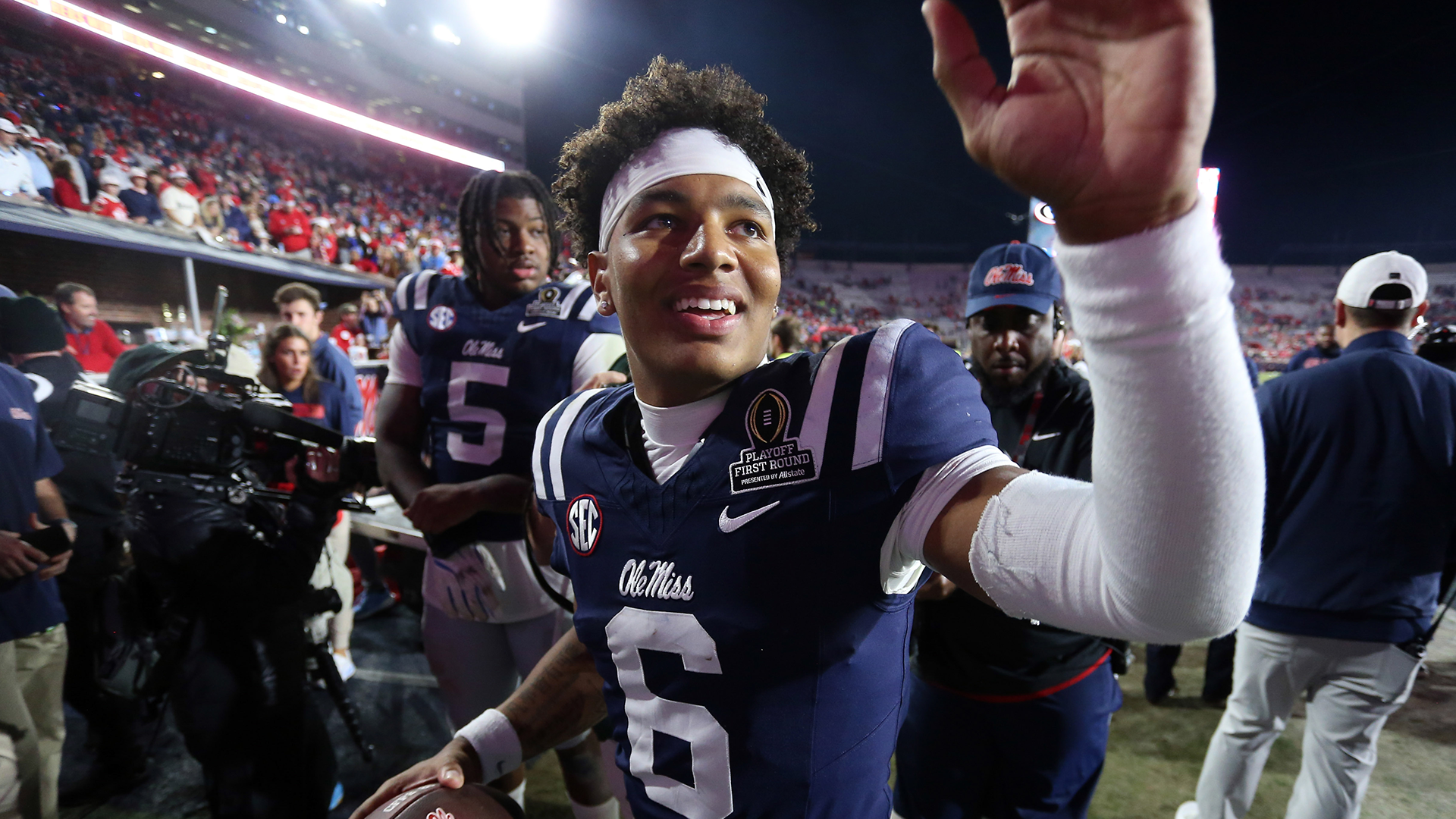 Trinidad Chambliss' future at Ole Miss is up in the air, but ...