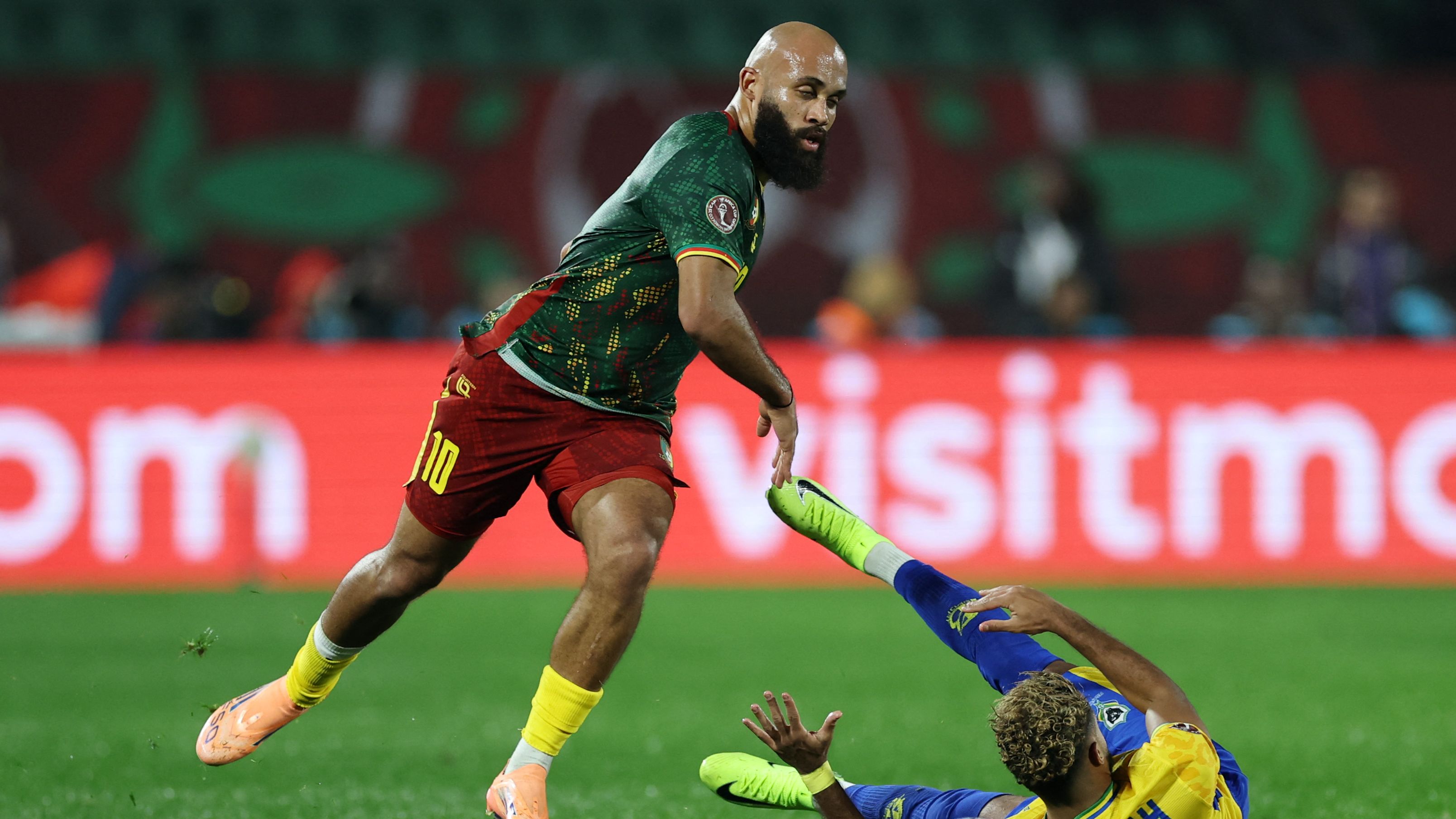 'Dia merasa tertekan' – Pelatih Kamerun ungkap penyebab Bryan Mbeumo ...