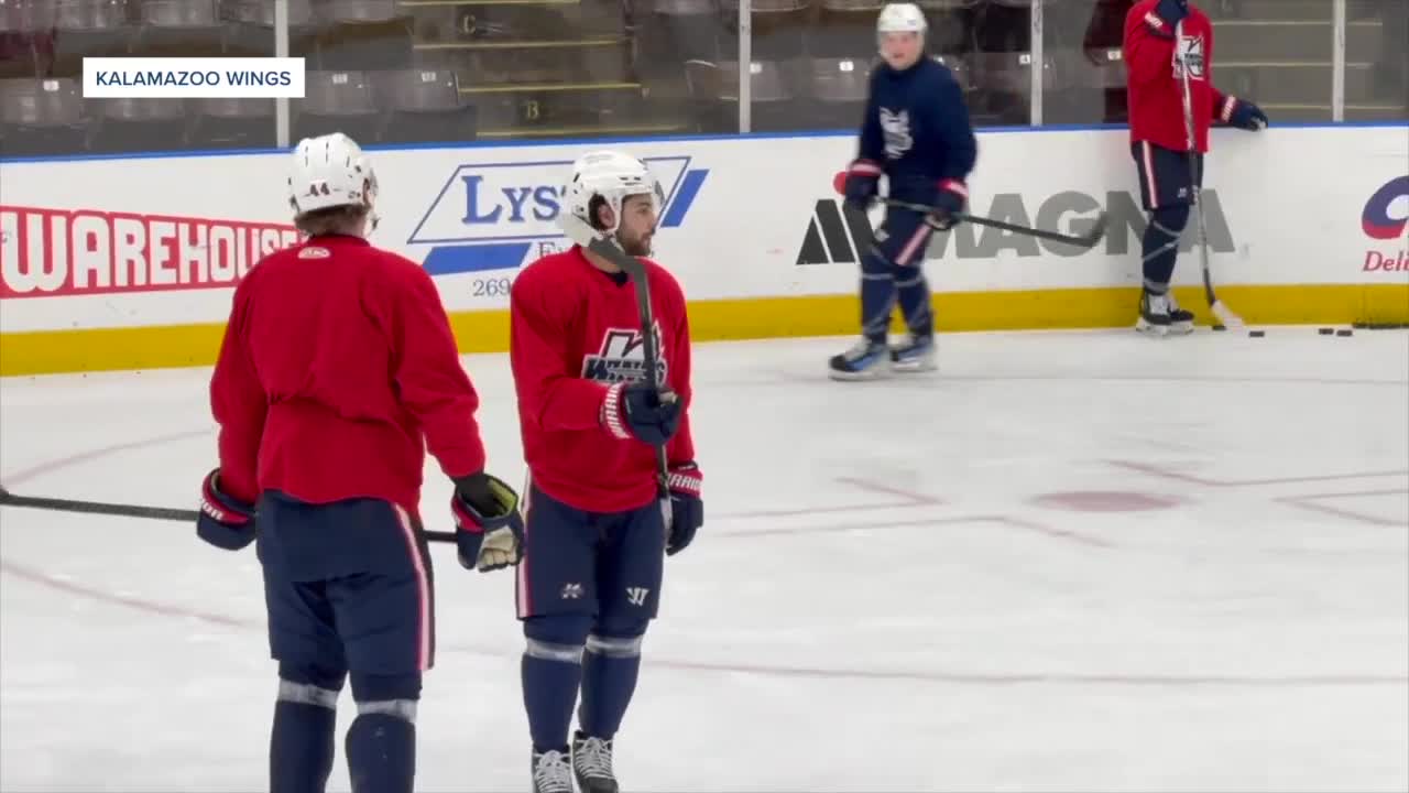 Hockey returns after brief strike ends, Kalamazoo Wings set to play NYE