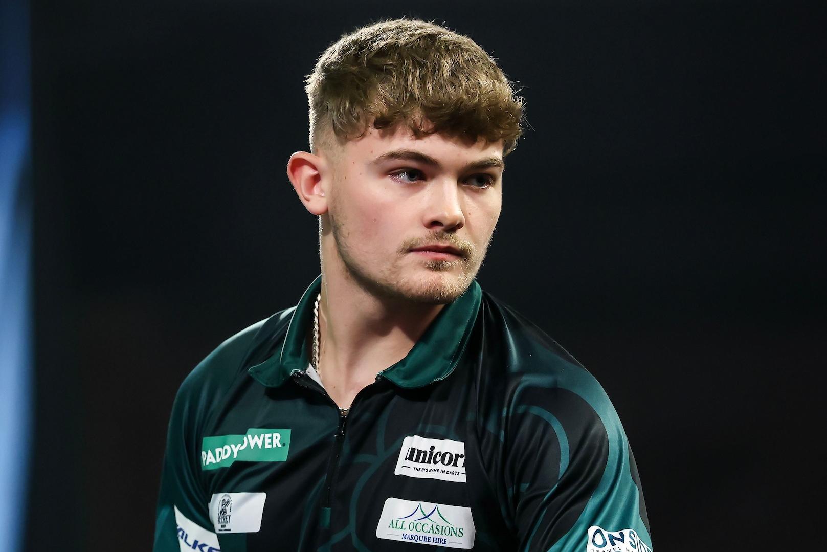 Charlie Manby beaten at World Darts Championship as Gian van Veen ...