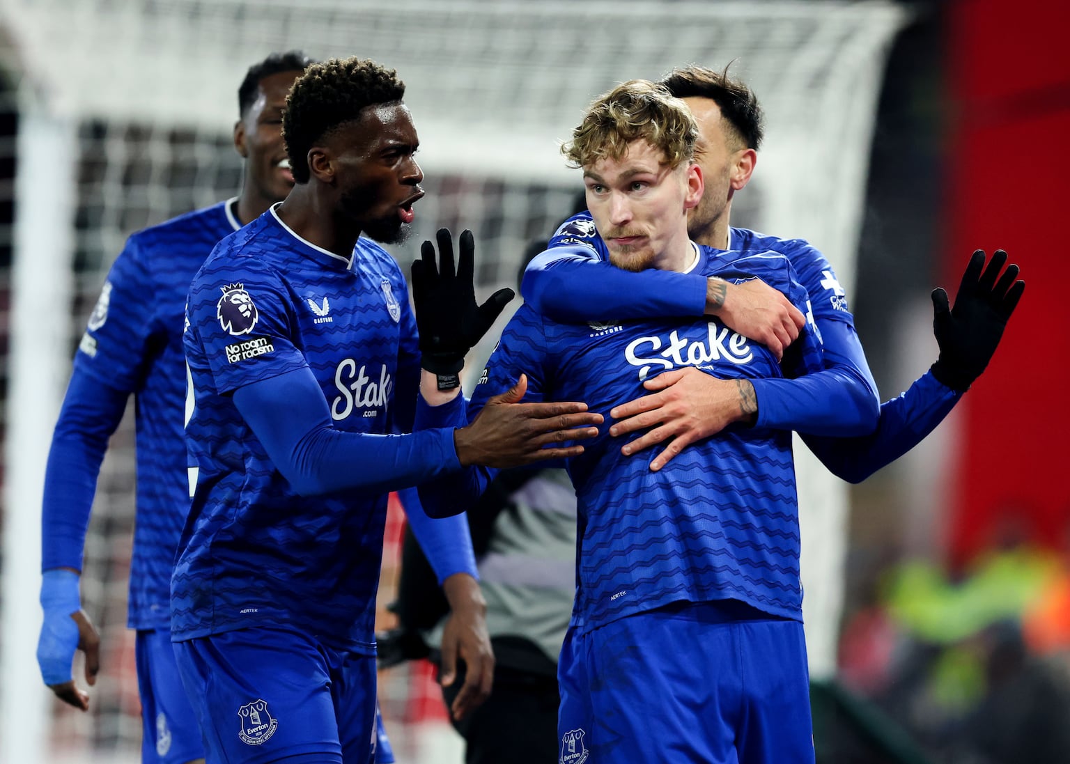 James Garner punishes old club as Everton pile misery on former boss ...