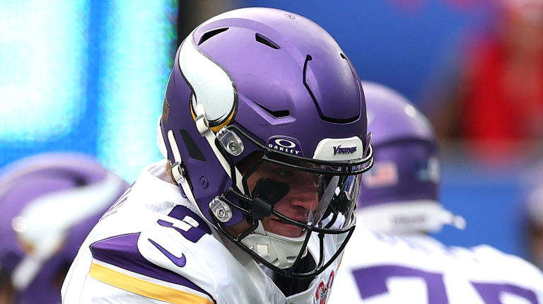 Vikings An ‘Under-The-Radar’ Candidate To Land Former MVP QB