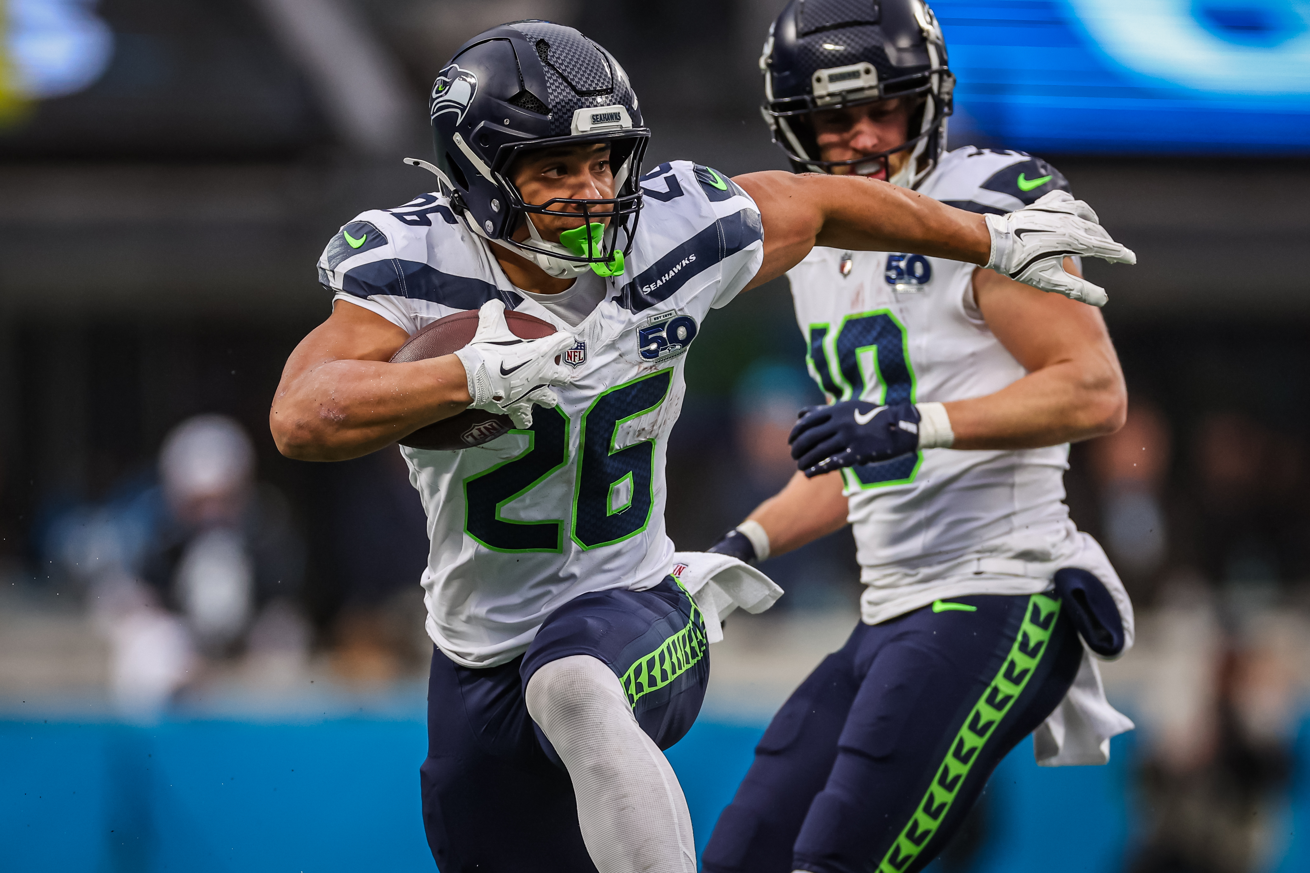 Pro Blue: 2 former Wolverines combine for 3 scores in Seahawks win