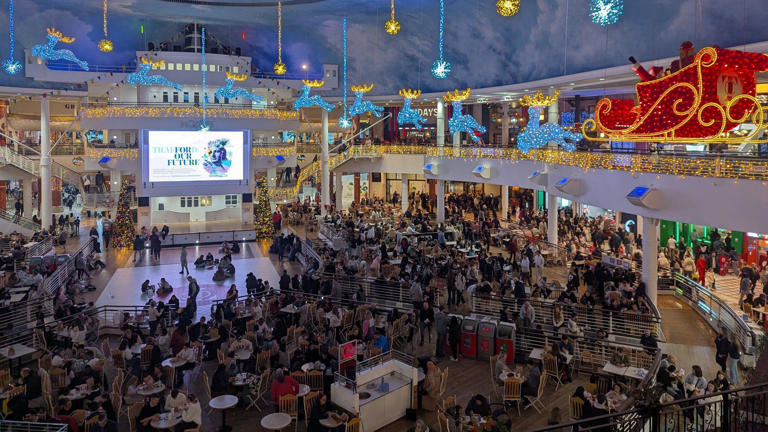 'Carnage' at the Trafford Centre as cars trapped