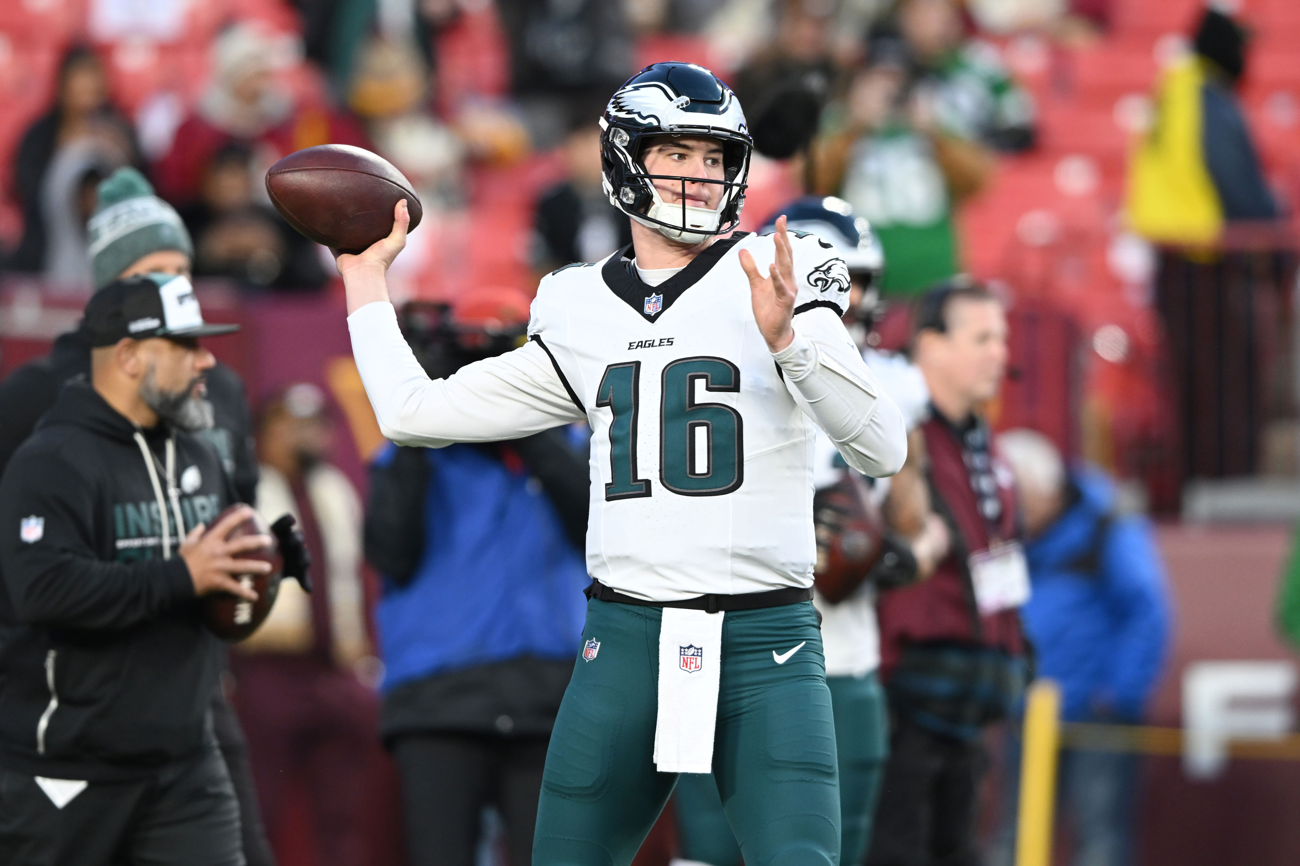 NFL insider believes Eagles are going to rest some starters with the ...