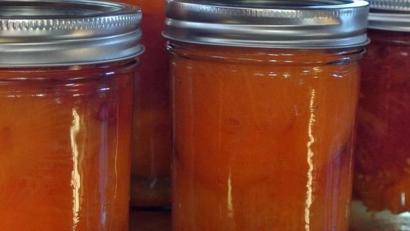 6 must-have canned staples - and 4 that don't deserve pantry space