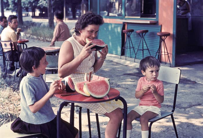 "I doubt we’ll ever see one again": Older adults are sharing the food ...