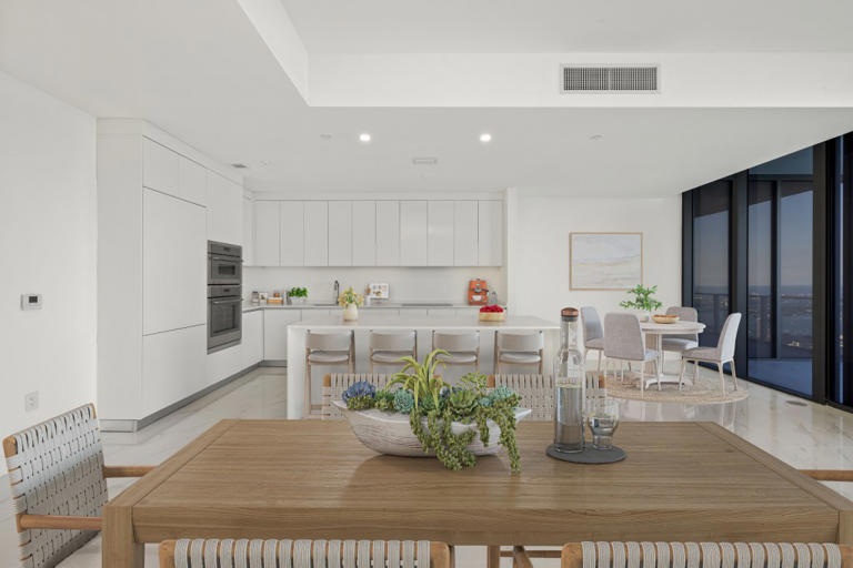 MCI call center mogul Anthony Marlowe wants $8.99M for his lavish Miami ...