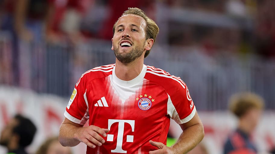 Robert Lewandowski receives transfer approach from European giants